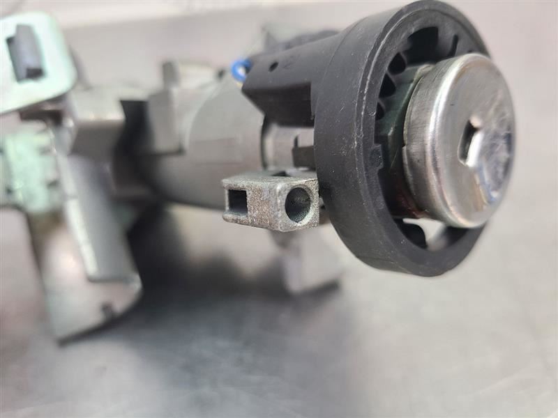 2015 Camaro Ignition Switch Assembly w/ Key & Fob - OEM – All American ...