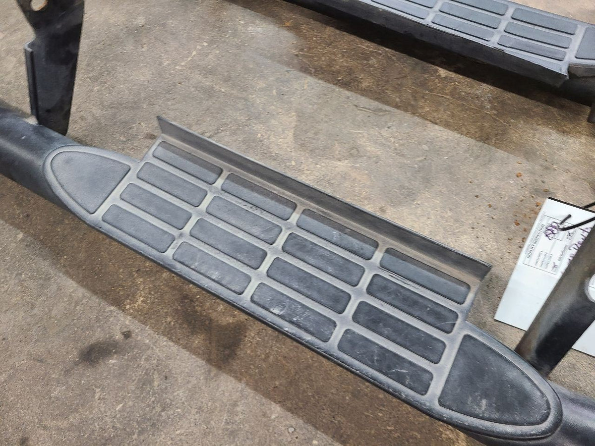 2006 Hummer H2 Running Board Nerf Bar Pair, LH/RH, Black - OEM – All ...