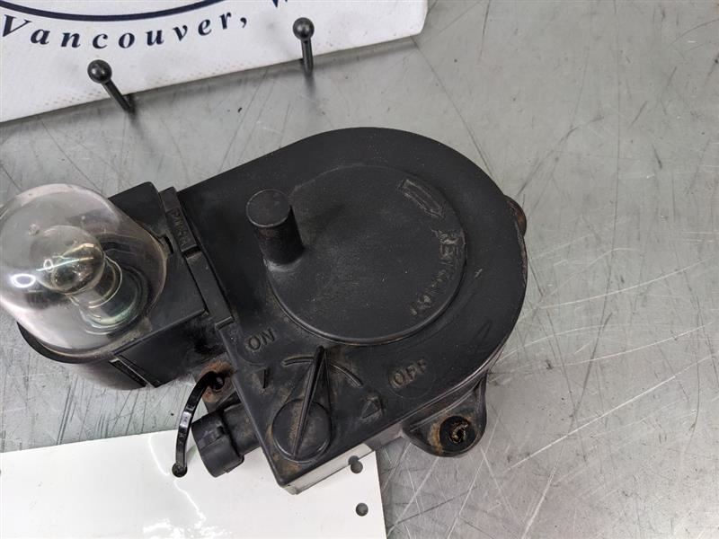 1990 Chevy Suburban 1500 Underhood Courtesy Lamp Assembly - OEM – All ...