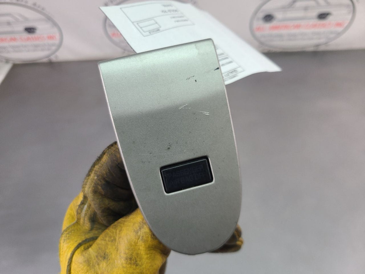 2005 C6 Corvette Center Console 'Tombstone' Filler Panel Insert Trim ...